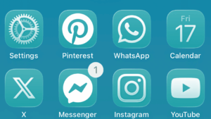 How to Customize App Icons in iOS 26 (Light/Dark/Clear/Tinted options)